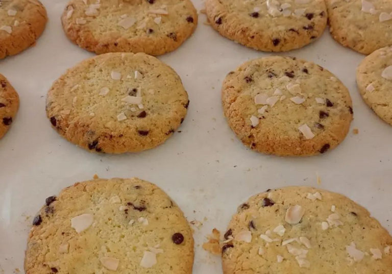 Recette : Cookies à la frangipane et aux pépites de chocolat - Lorminy